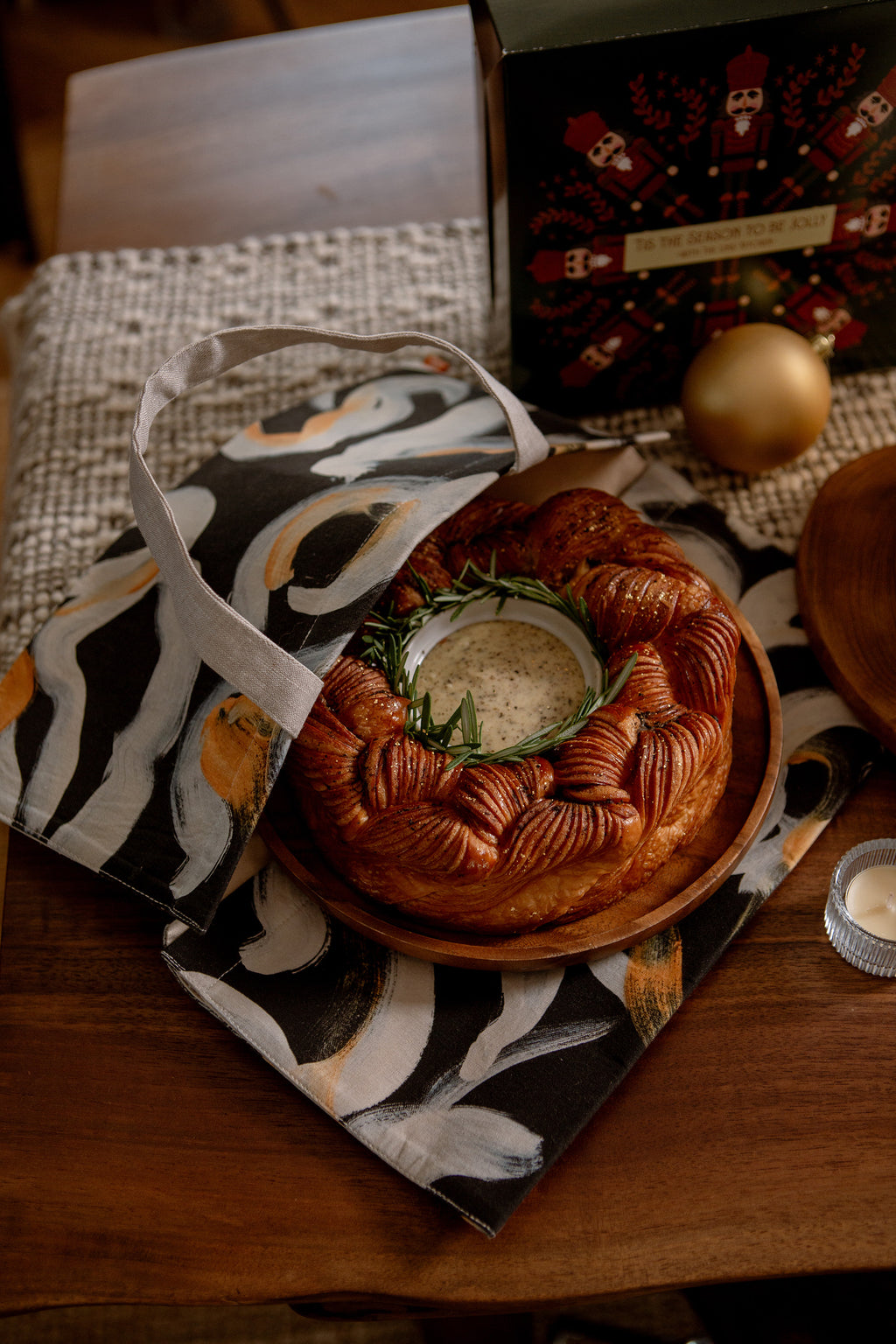 The Potluck Carrier – Our Barehands